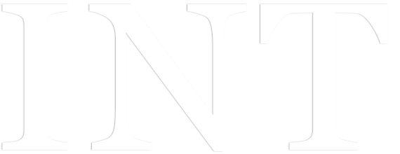 Scarlett Conlon - Fashion & Lifestyle Journalist & Author